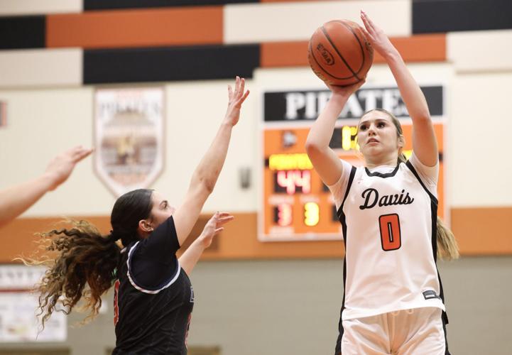 State basketball: Deets Parrish sets tone at both ends for No. 1 Davis ...