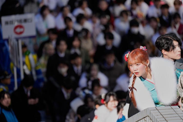 Photos of 20-year-olds gathering in kimonos for Coming of Age Day ...