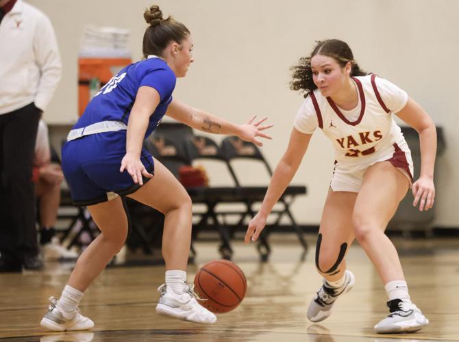 Sunnyside's Paris Wilson emerging as leader for YVC women | Sports ...