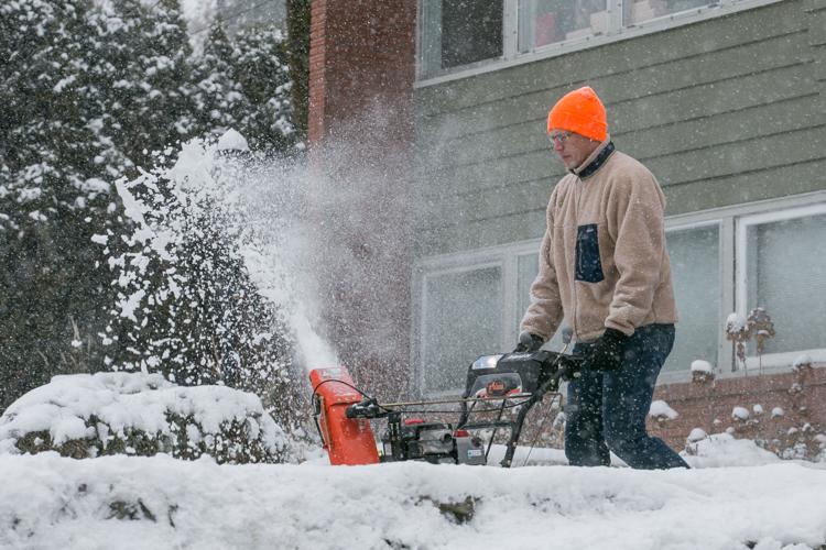 Yakima gets 10 inches of snow in winter blast; most schools closed ...