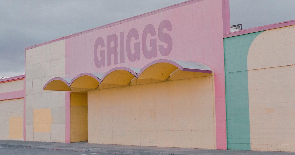 The Arts Scene: Love photography? Two shutterbugs are showing at Boxx ...