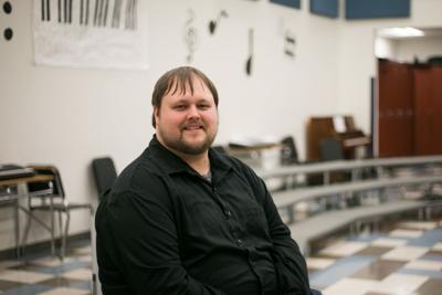 Singing with kids — a dream job for Aaron Nix | Extra | yakimaherald.com