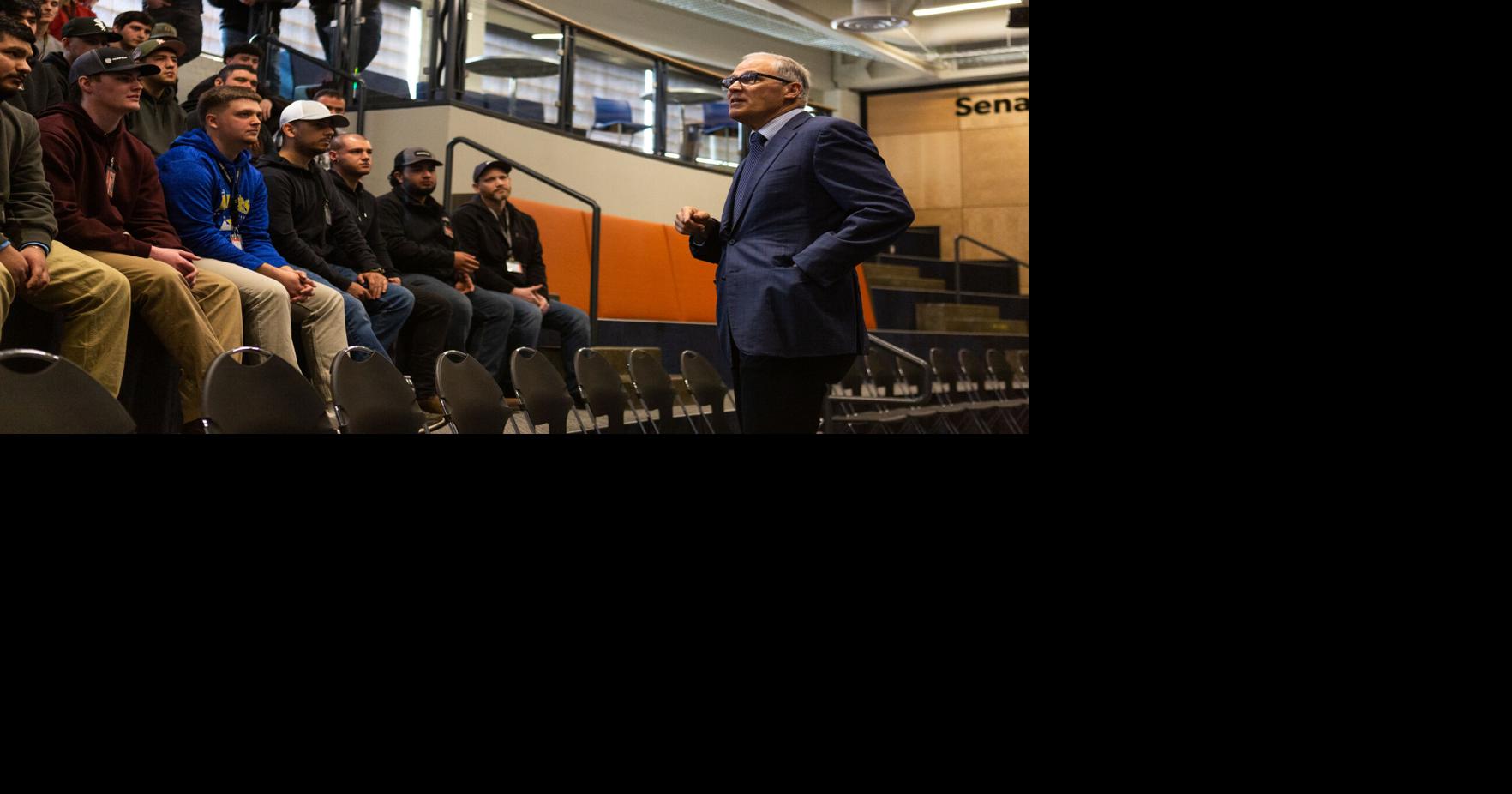 Governor talks about clean energy and jobs with Perry Tech students ...