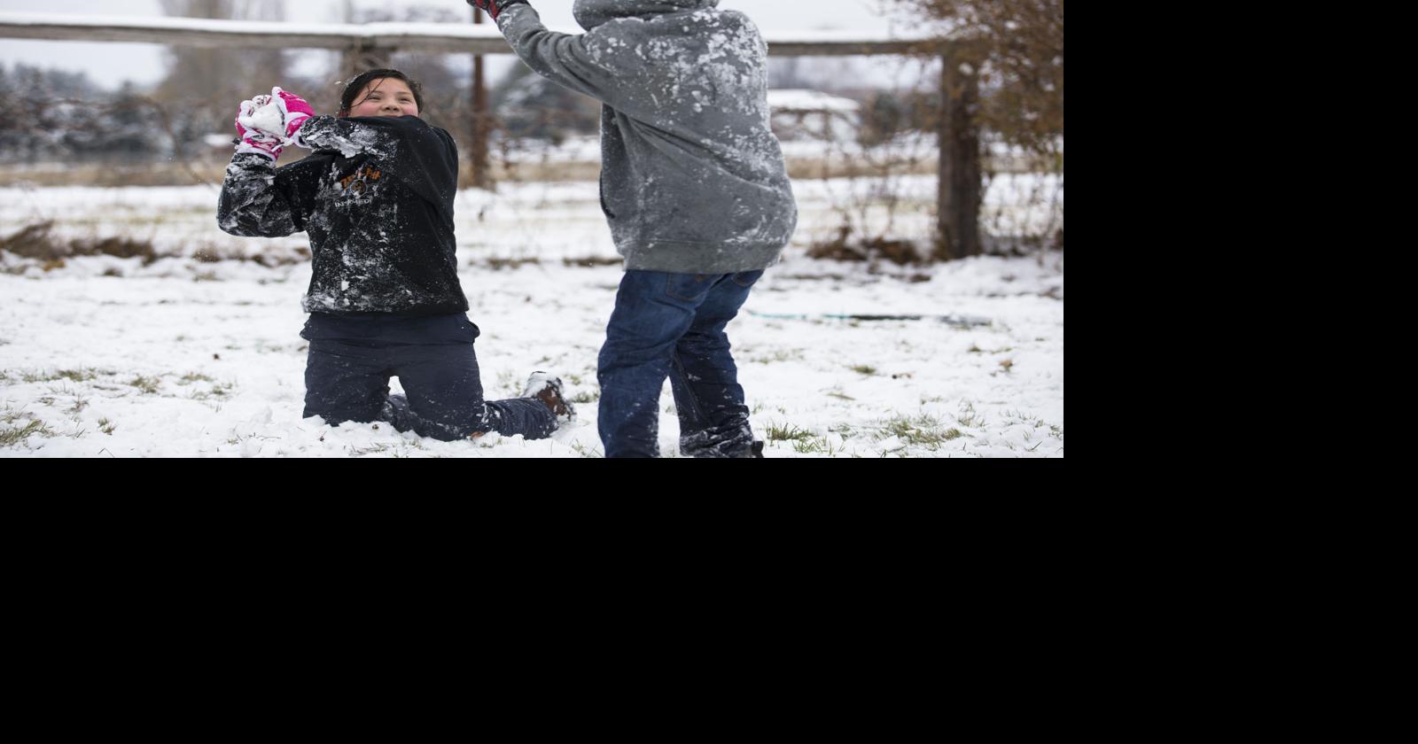 Snow in Yakima | News Photos | yakimaherald.com