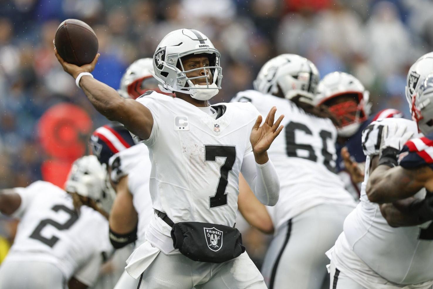 Former Seahawks Pete Carroll, Geno Smith win their debut with Raiders ...