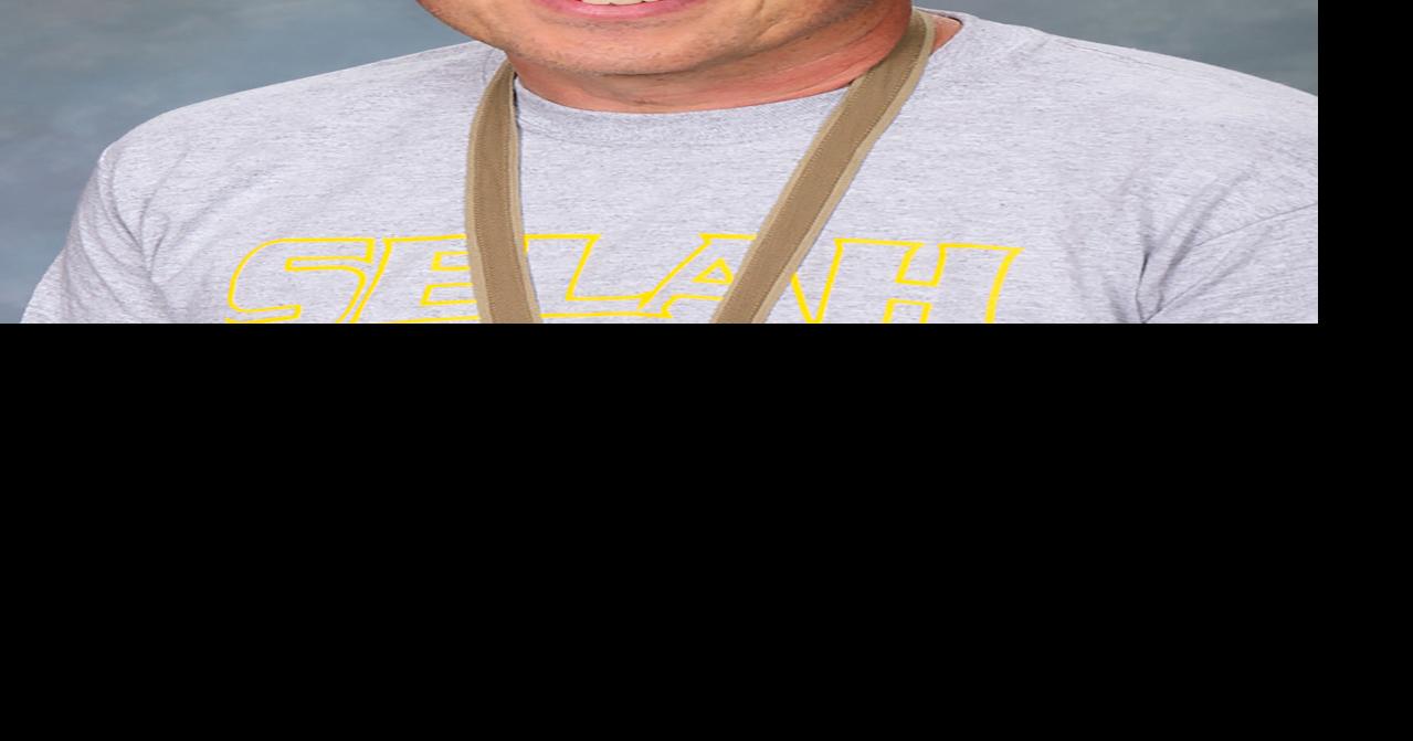 4 Questions: Selah civics teacher Bryan Dibble | News | yakimaherald.com