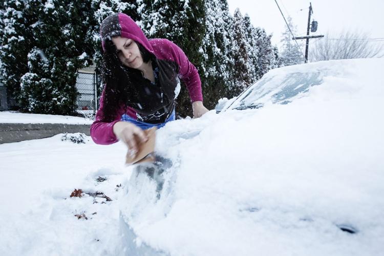 Snowfall causes slow-going around Yakima Valley | Local | yakimaherald.com