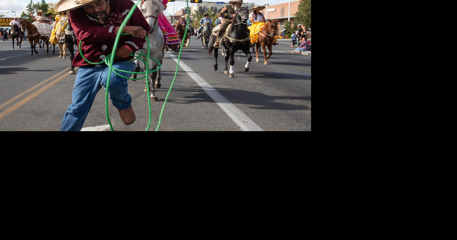 Annual Yakima Sunfair Parade's a family affair | Local | yakimaherald.com