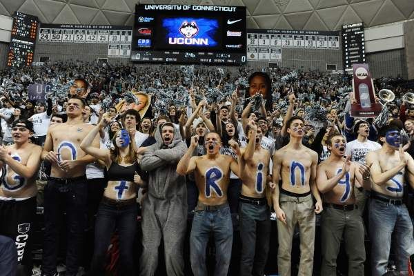 College Basketball Roundup: No. 2 UConn women rout top-ranked South ...