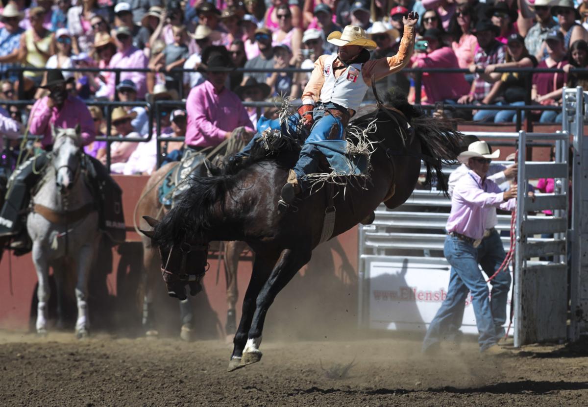 Scenes from the Ellensburg Rodeo | Sports Photos | yakimaherald.com