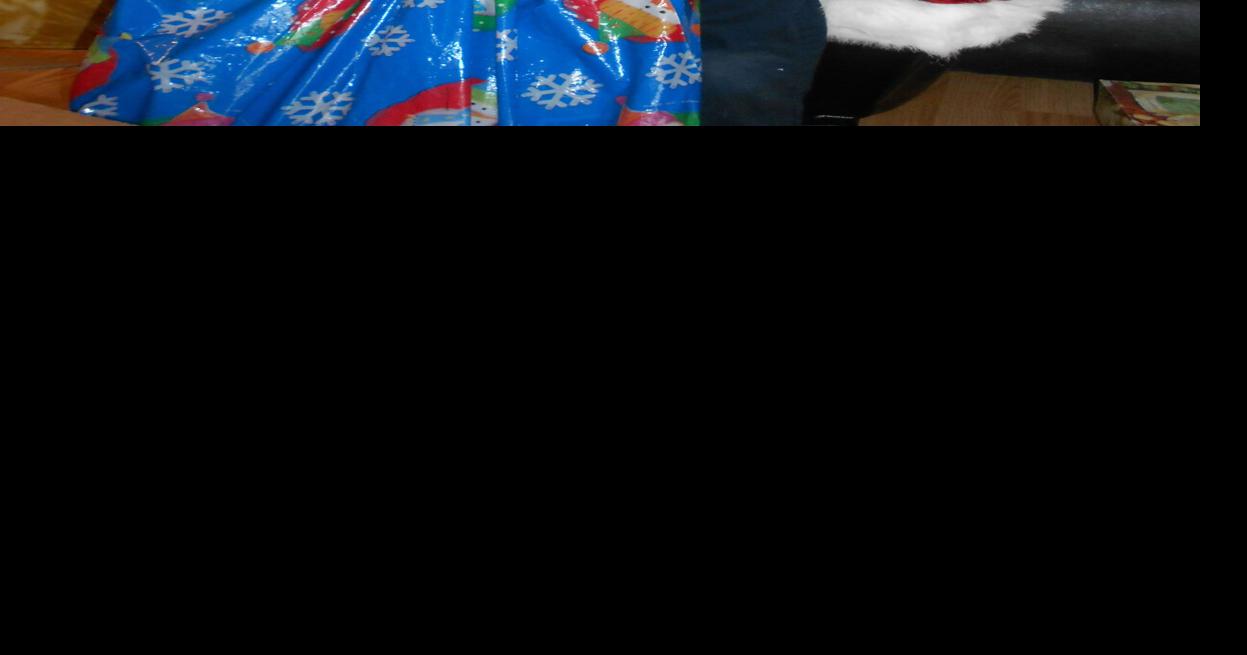 Carson VanEaton and Santa | | yakimaherald.com
