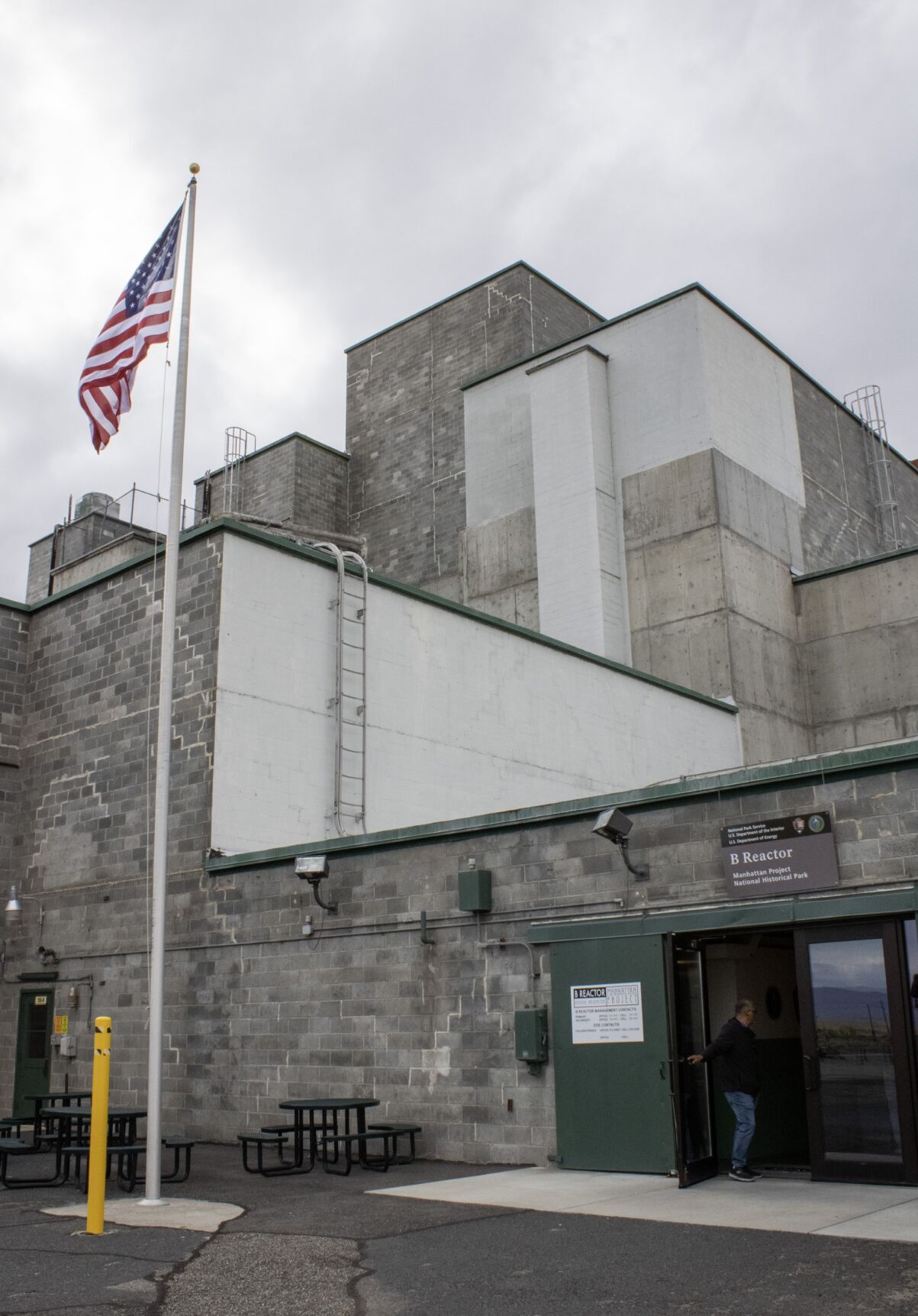 Getting a peek inside Hanford's B Reactor before it closes for two ...