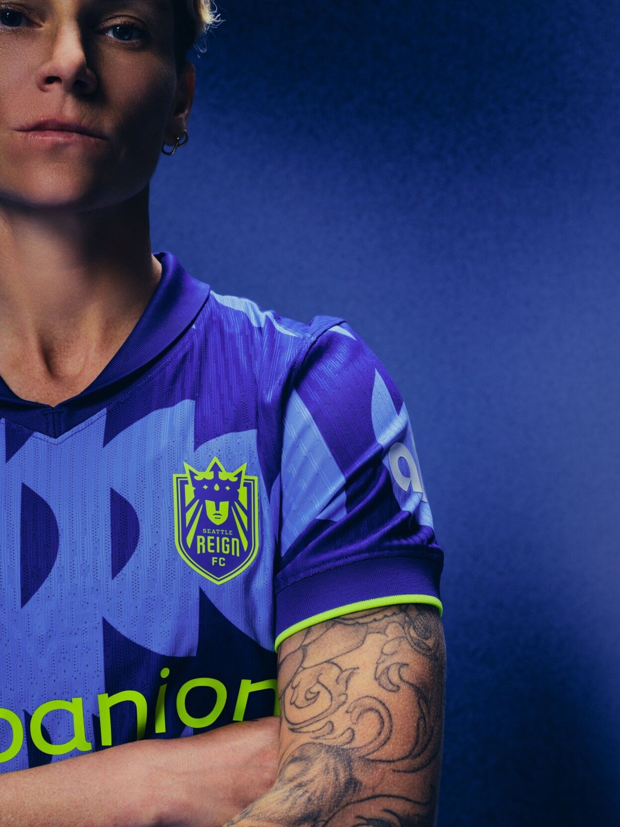 Reign reveal third jersey, called ‘The Surge Kit’ | Seattle OL Reign ...