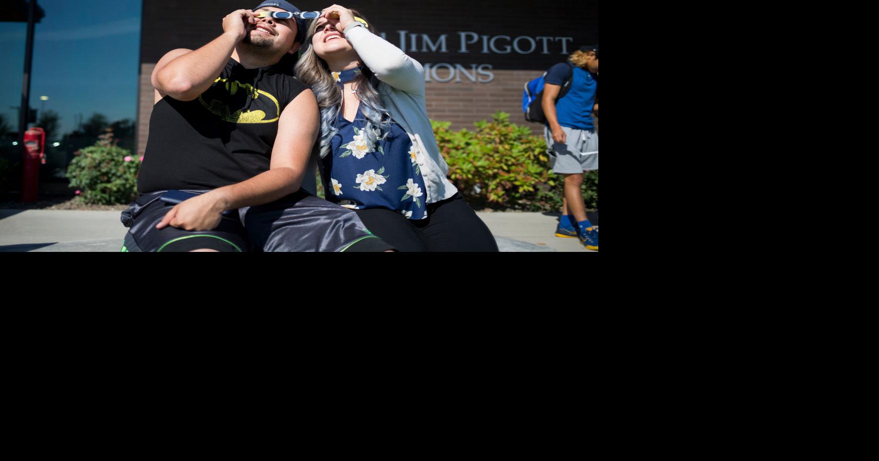 Winner of eclipse photo contest to be named Friday | Local ...