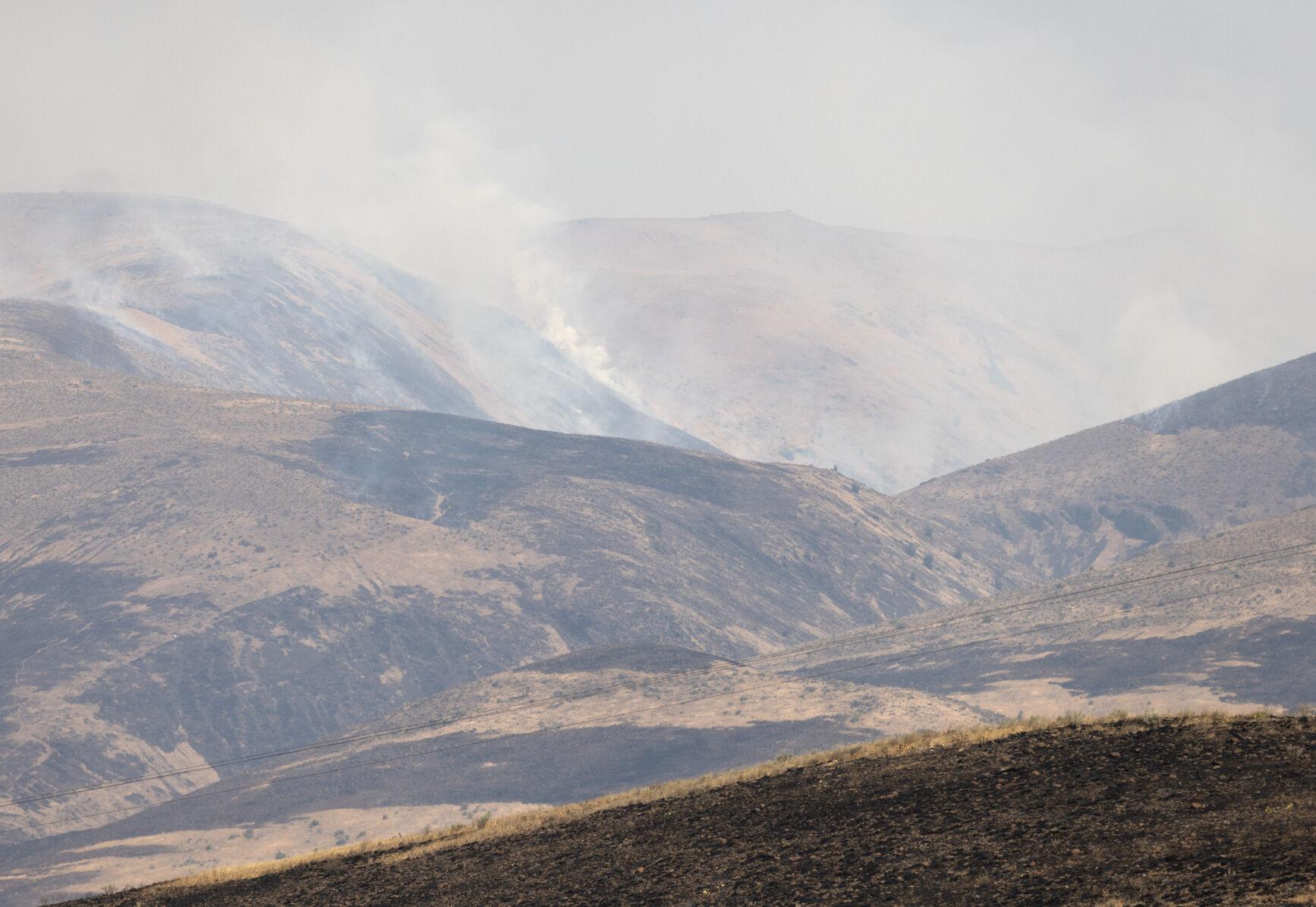 Retreat fire expected to grow, while firefighters keep Black Canyon ...