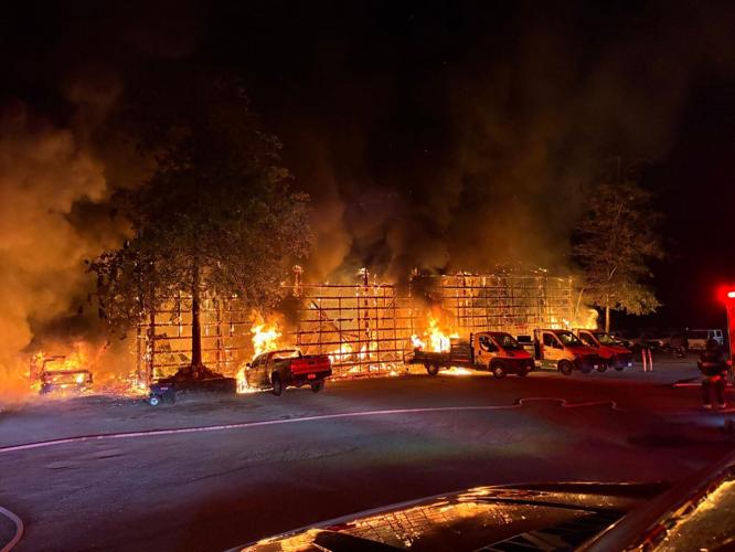 Fire near Sammamish destroys 2 buildings, 15 cars, closes Highway 202 ...