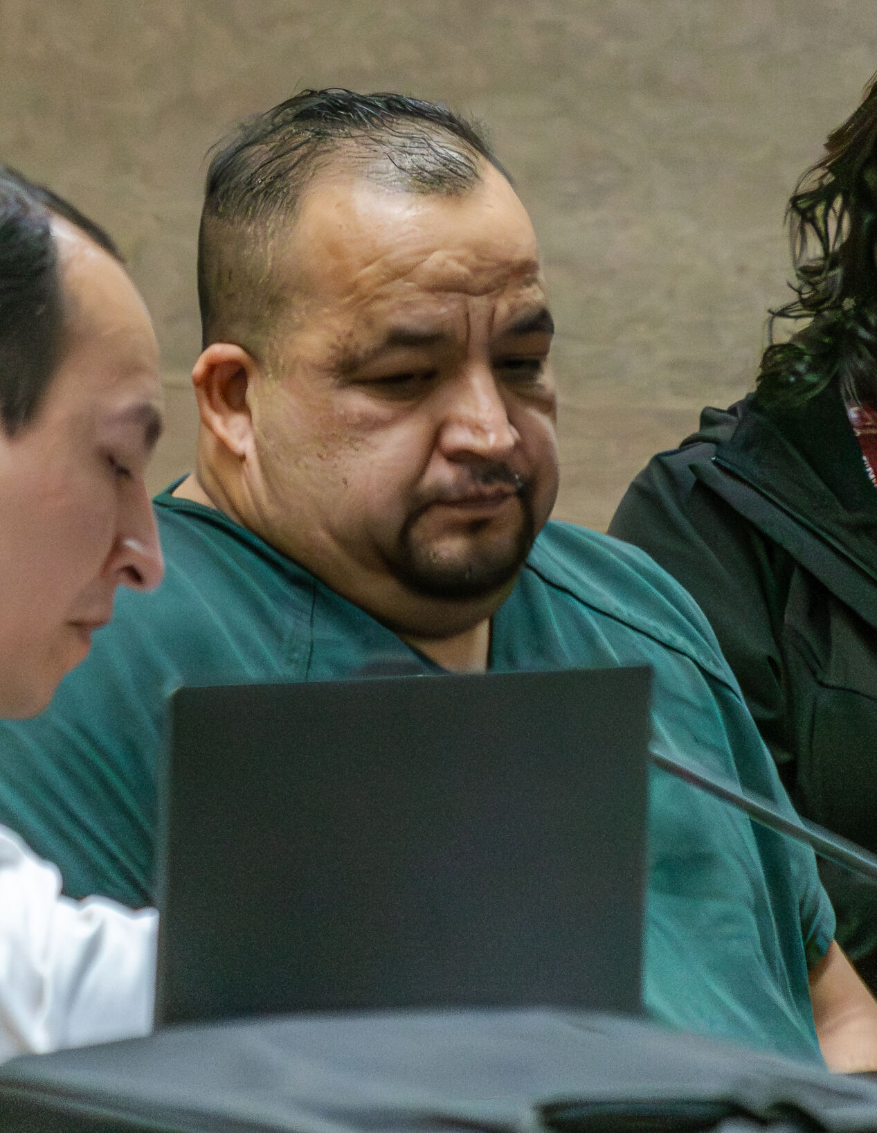 Bail set for man accused of running from ICE agents, hitting vehicles ...