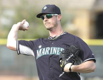 Lowe looking to hang on with Mariners | Mariners | yakimaherald.com