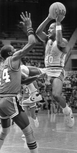 Alvin Vaughn, former Husky and Garfield basketball star, dies at 61 ...