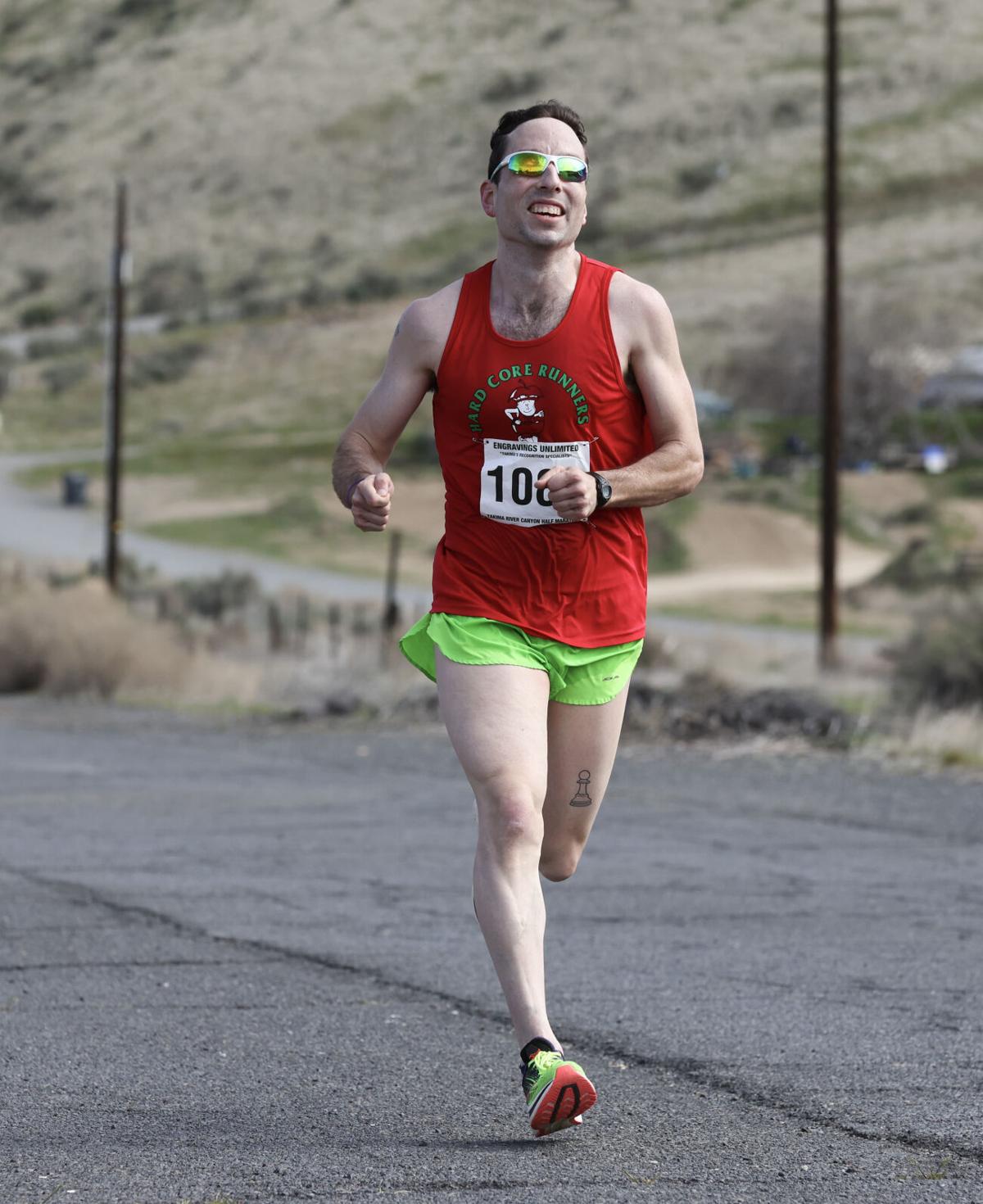 Local trio races to wins at Yakima River Canyon Marathon | Endurance ...