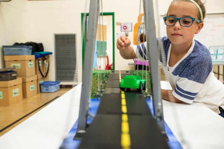 Photos: Science on Wheels | News Photos | yakimaherald.com