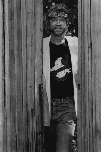 Tom Robbins, bestselling PNW novelist, dies at 92 | Entertainment ...