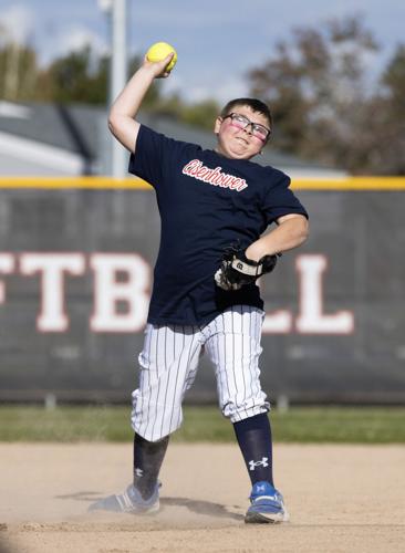 New first pitch tradition at Ike brings students together and puts ...