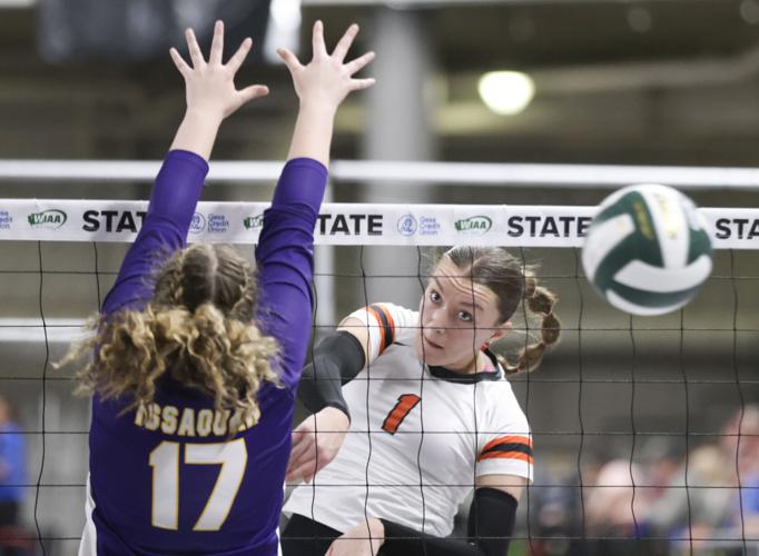 Davis volleyball narrowly misses upset of No. 1 Curtis in 4A ...