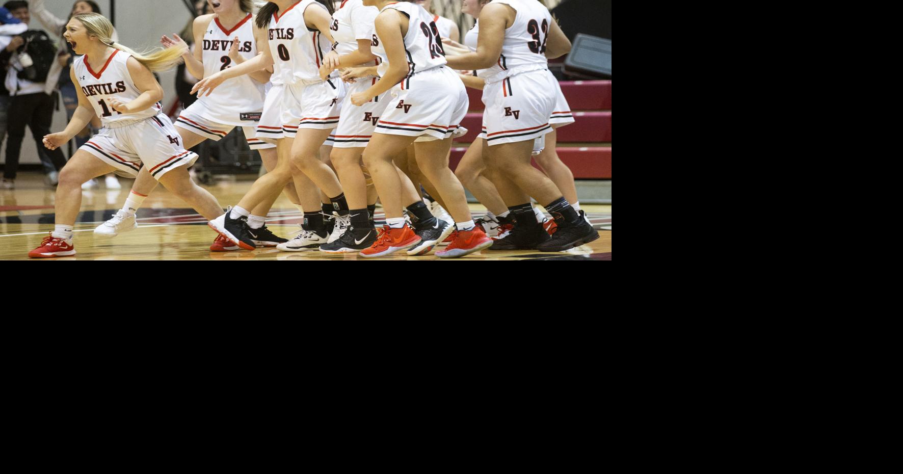 Sylve's buzzer-beater gives East Valley win over Prosser in CWAC semis ...