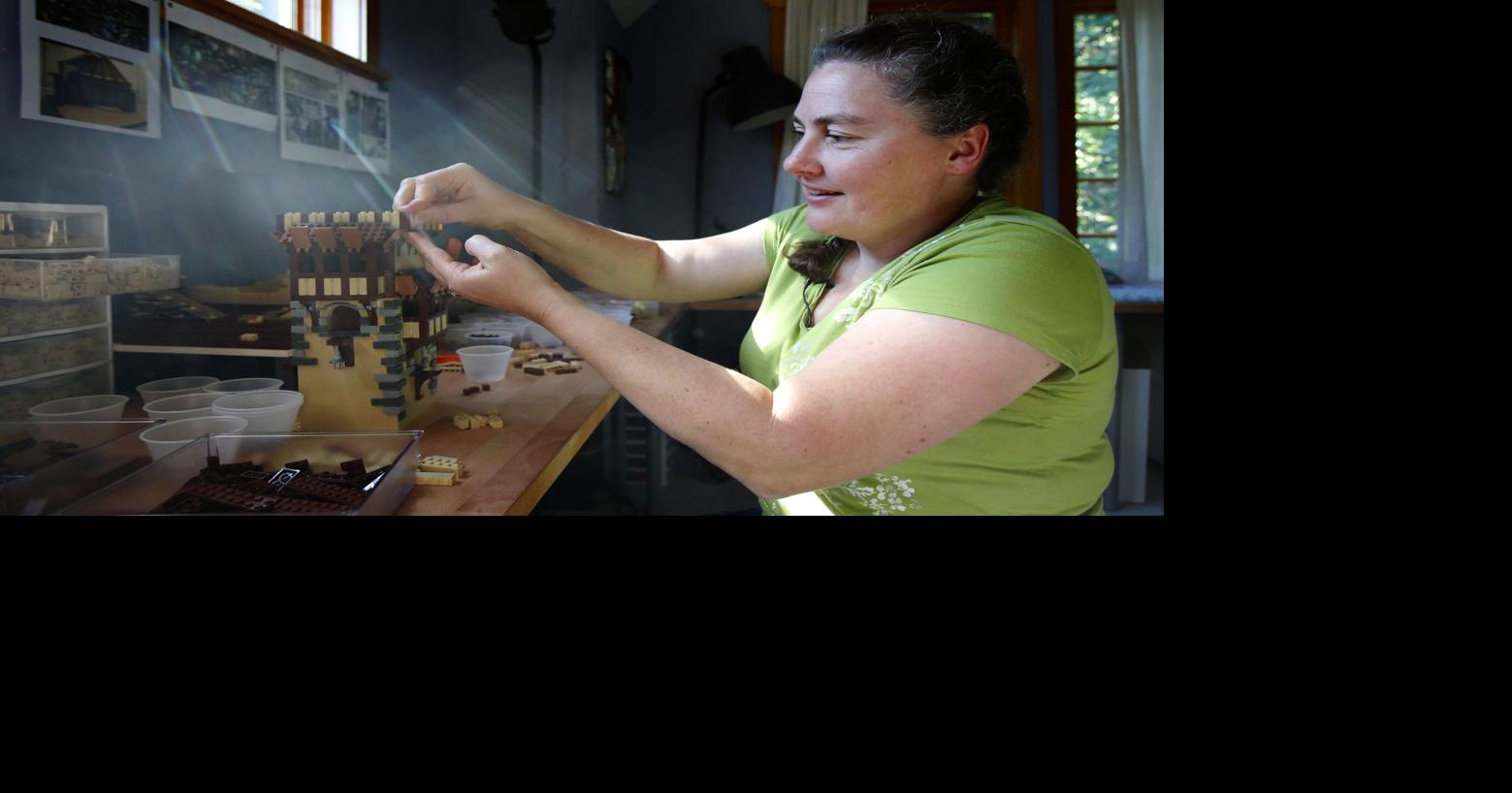 Award-winning Lego artist gets a kick from bricks | | yakimaherald.com