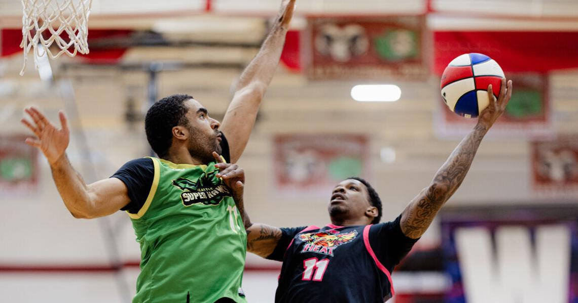 Yakima Heat falls to unbeaten Seattle Superhawks team led by player ...