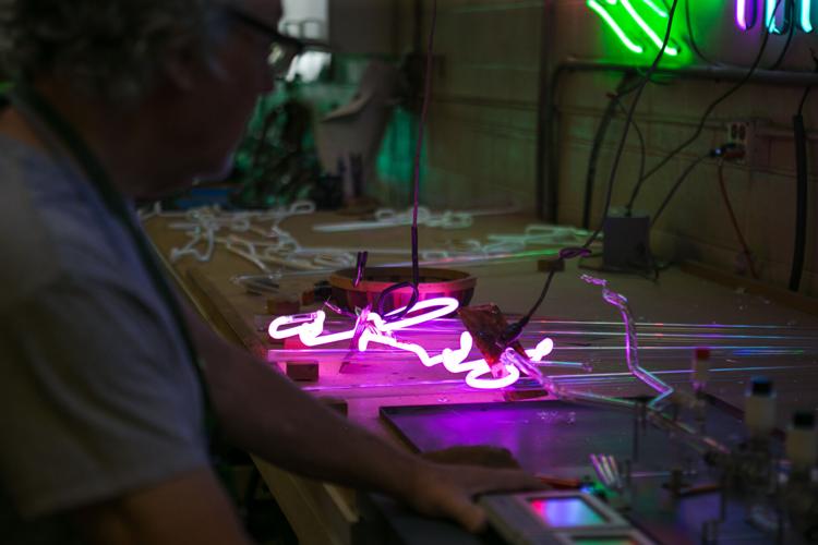 PHOTOS: Yakima neon artist | News Photos | yakimaherald.com
