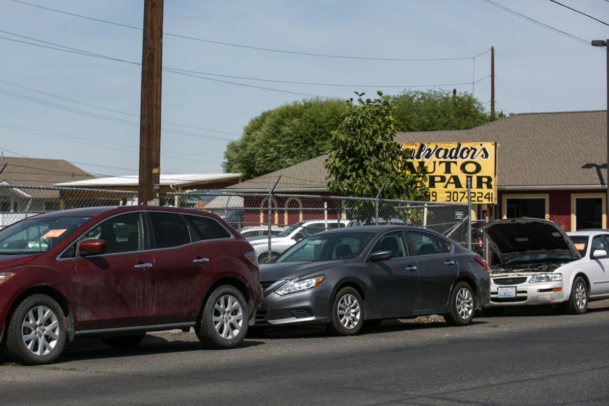 Yakima tightens rules for parked, unlicensed vehicles | Local ...