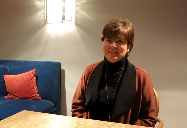 Deep sea explorer Edie Widder brings living light to Yakima Town Hall ...