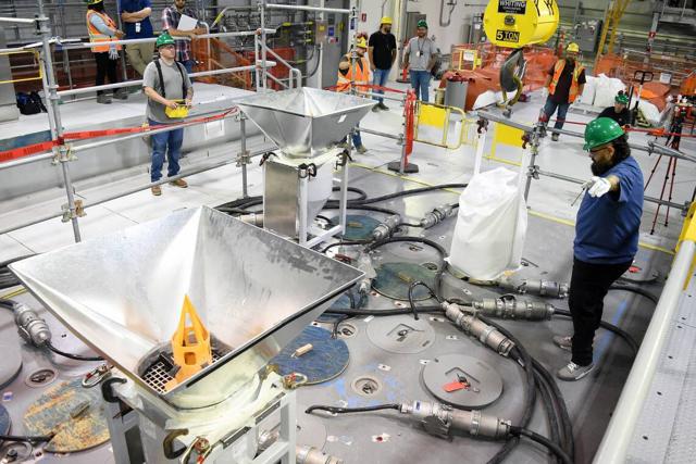 23 years later, Hanford set to treat WWII, Cold War radioactive waste ...