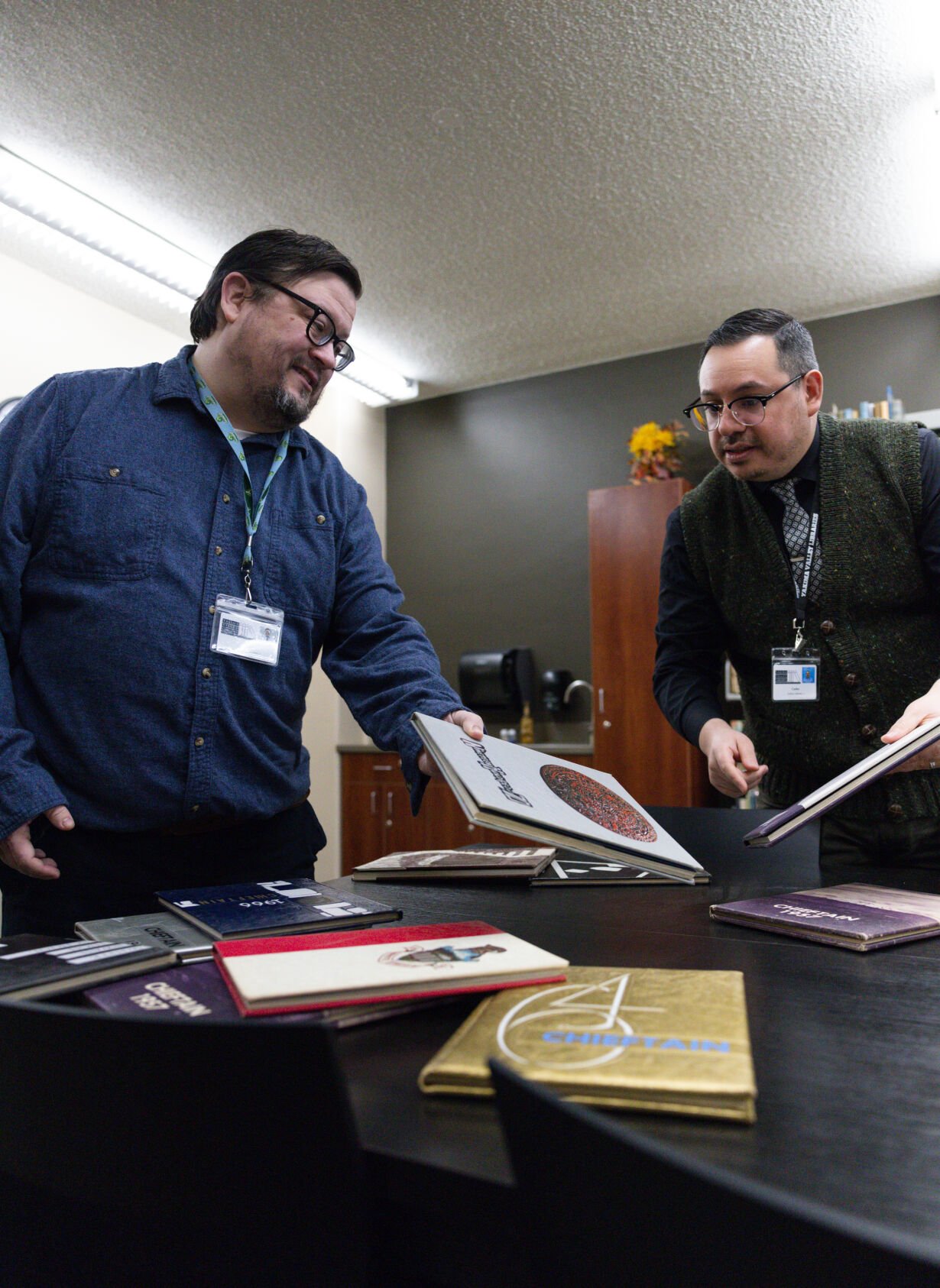 Yearbooks from the lower valley donated to Yakima Valley Libraries ...