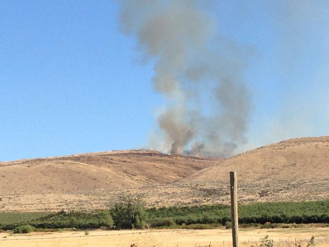 Fire burning on Ahtanum Ridge southwest of Yakima | Wildfires ...