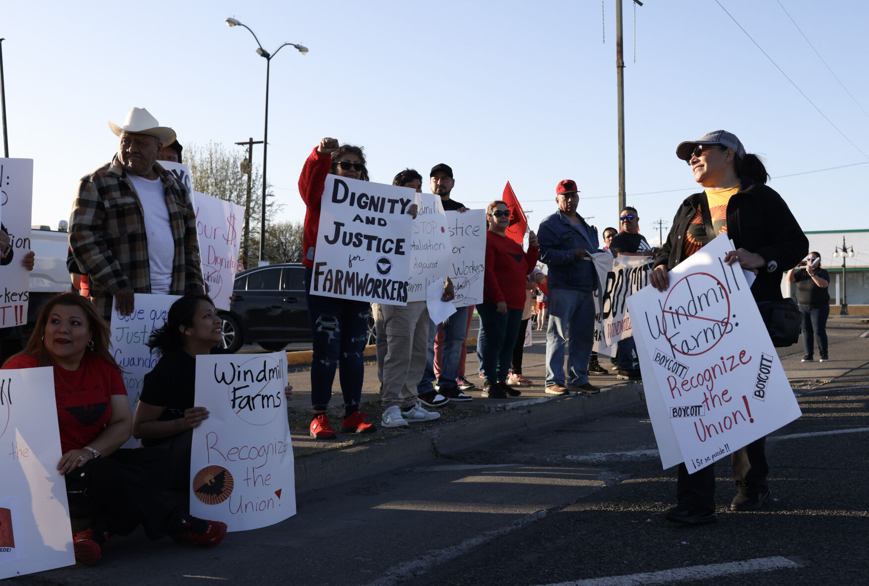 WA farmworker union bill doesn't make it through Legislature | Local ...