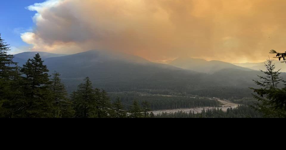 U.S. 12 over White Pass closes because of fire in Packwood area | Local ...