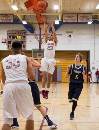 Boys Prep Basketball Roundup: Wapato holds off Grandview despite 33 ...