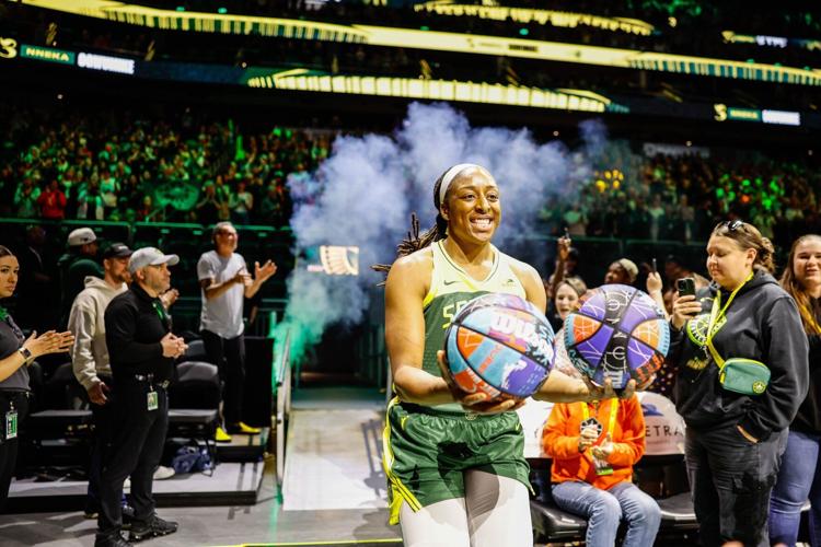 Nneka Ogwumike has been as good as advertised in early going for Storm ...