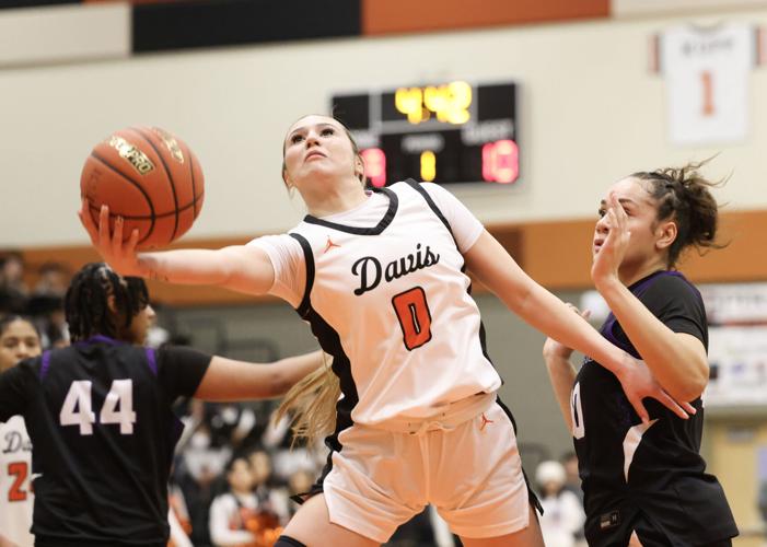 Isa Garcia's huge night powers No. 1 Davis girls over Sumner in state ...