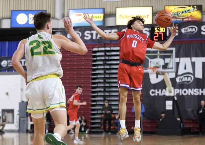 10th-seeded Prosser boys knock off three-time defending champion Lynden ...