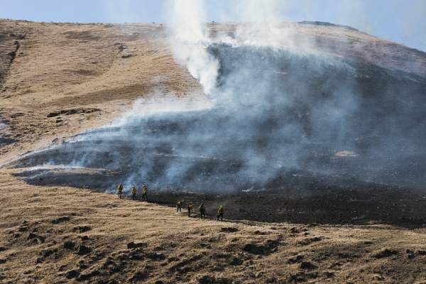 Selah Ridge brush fire contained | Local | yakimaherald.com