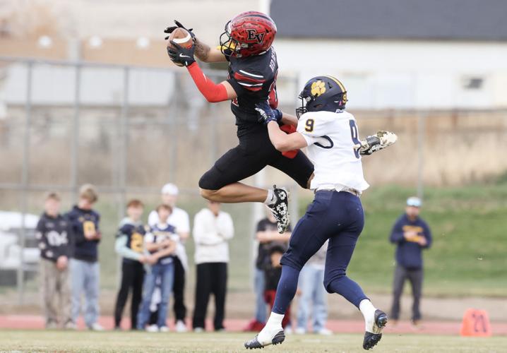 Berg tosses five first-half touchdown passes as East Valley rolls to 2A ...