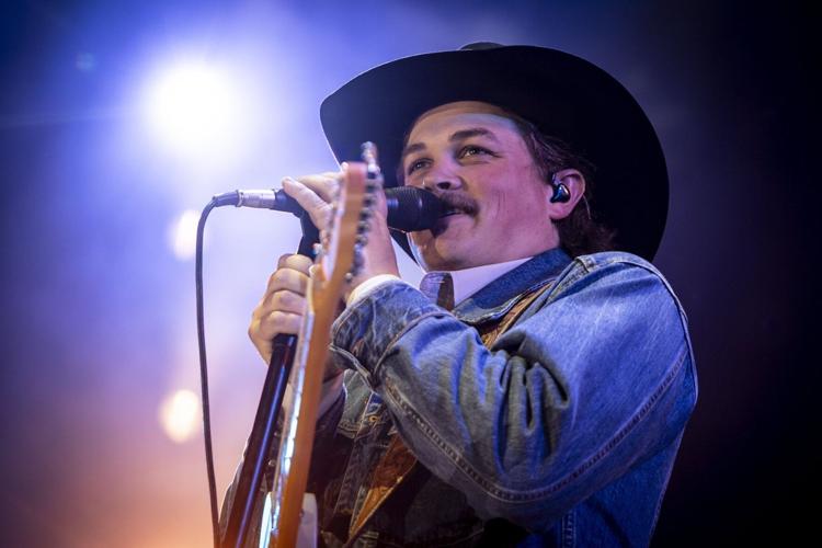 Zach Top gets homey in WA arena debut worth savoring | Entertainment ...