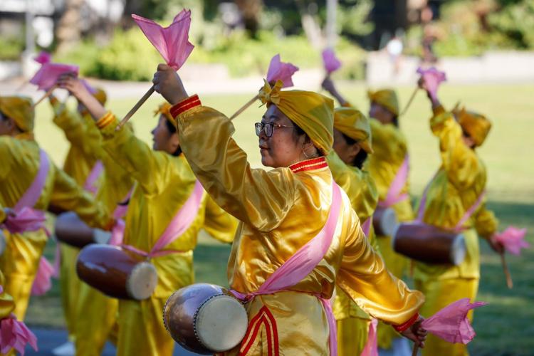 2023 Torchlight Parade and more from Seafair | Entertainment ...