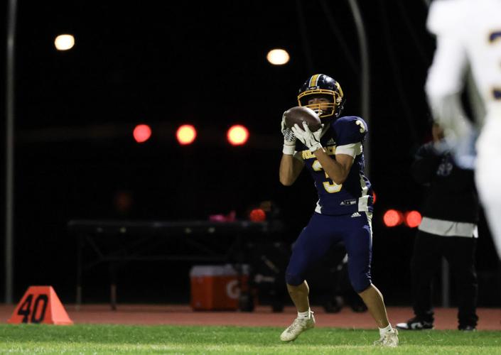 Methodical Naches Valley pulls away from Wapato for SCAC victory | Prep ...