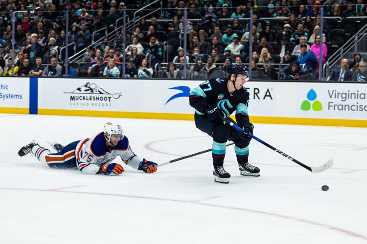 Photos: Seattle Kraken take on Edmonton Oilers | Kraken | yakimaherald.com