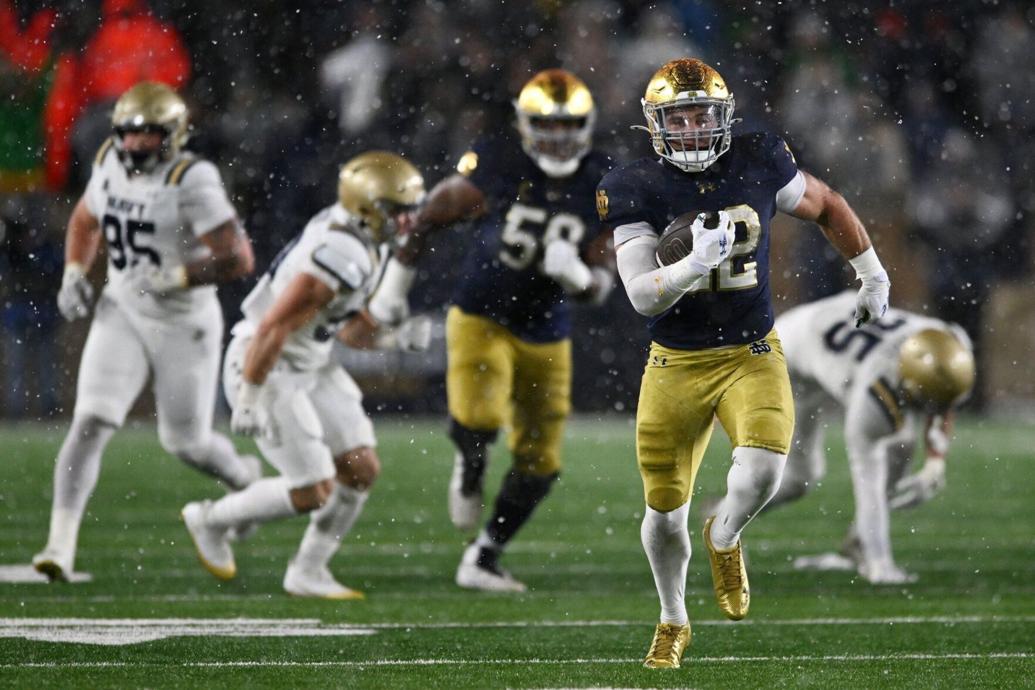 Why Notre Dame looms large and Huskies are sliding | Bowl projections ...